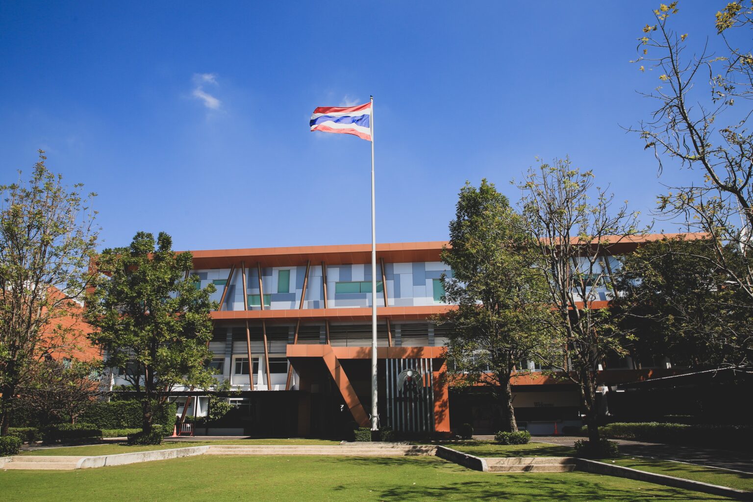 Bangkok Patana: Seven Decades of Top Education – Thaifin.org